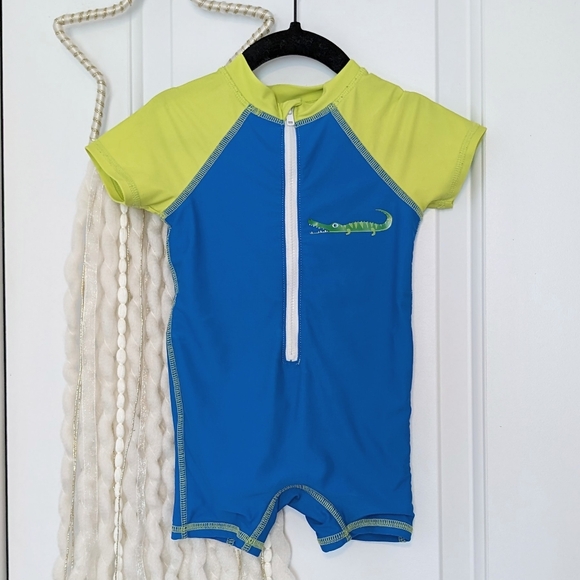Floatimini | Swim | Floatimini Rashguard Swimsuit Upf 5 8m | Poshmark